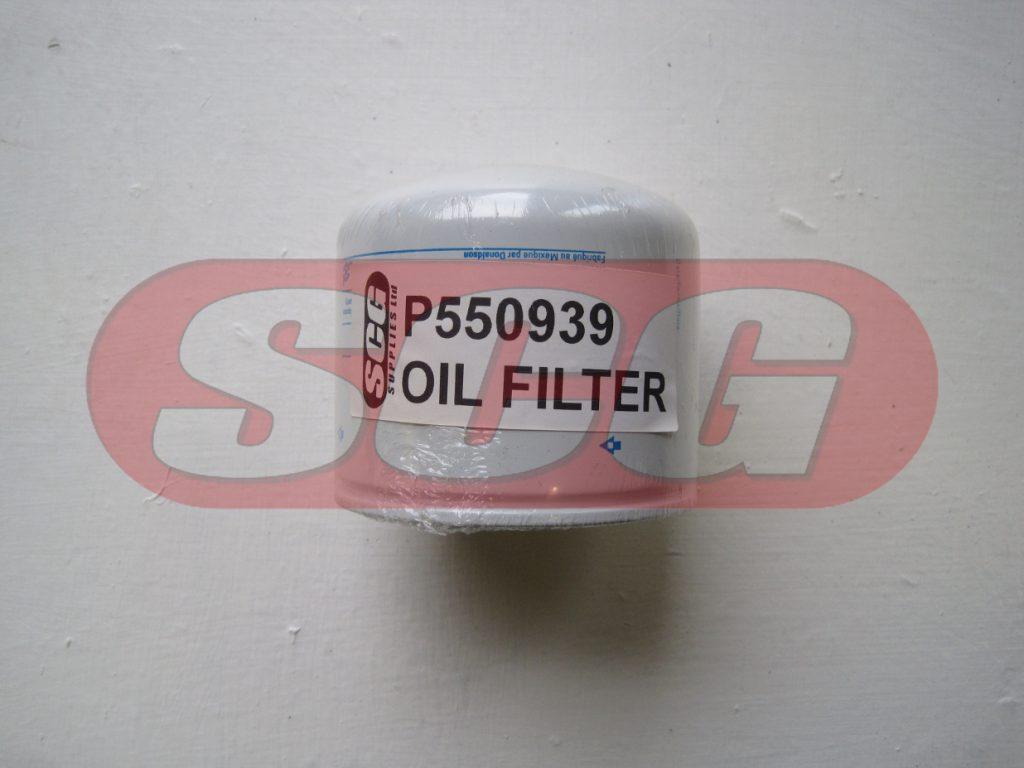 P550939 - Oil Filter (600-211-2111) - SCG Supplies